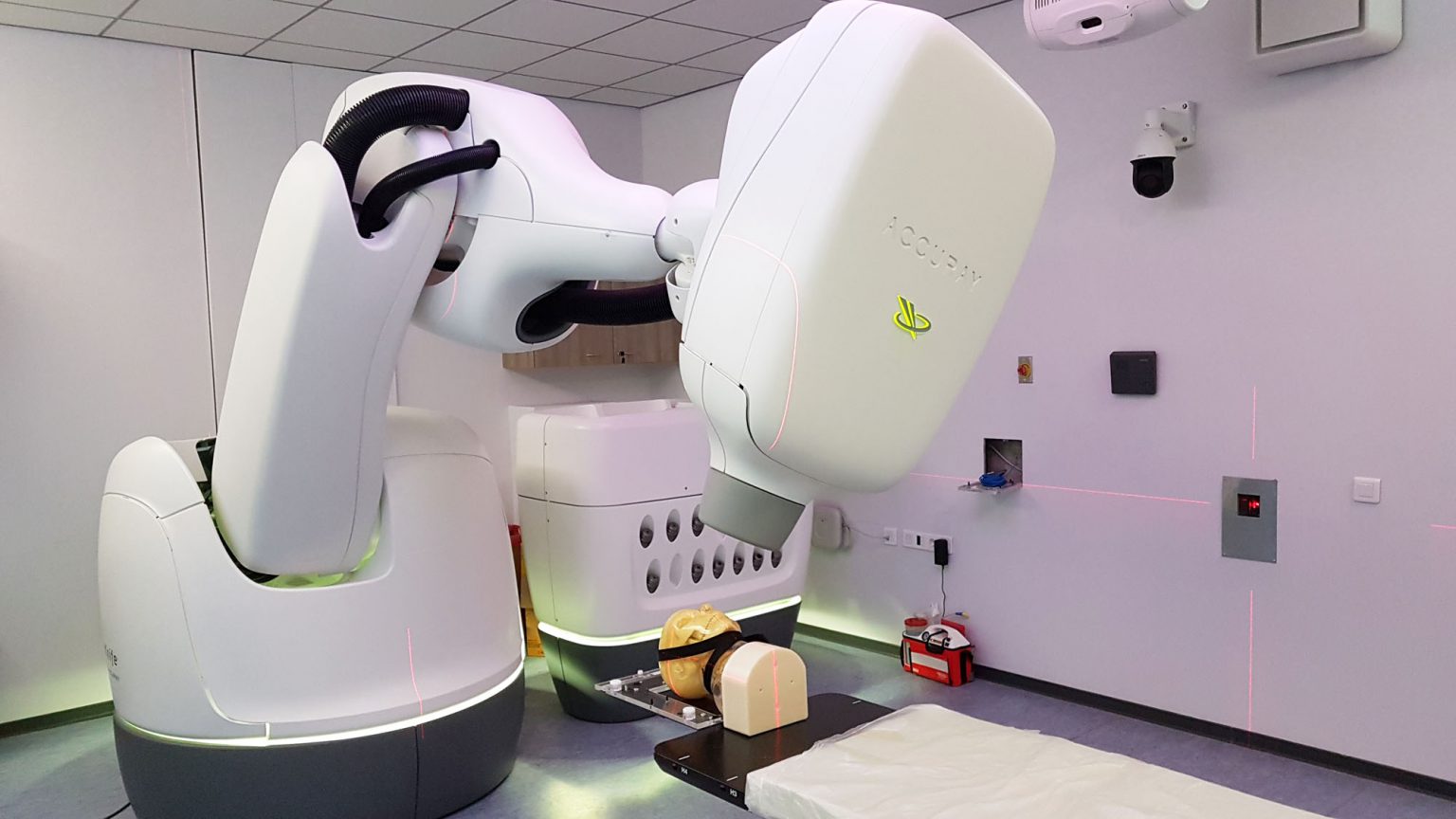 Τι είναι το CyberKnife : Λέκας Λεωνίδας